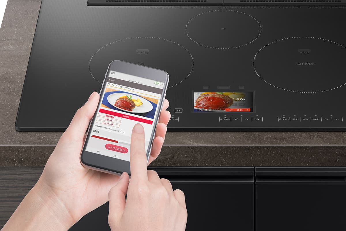 「日立」業界初！グリル内に設置したカメラが料理の様子を画面に映し出してくれる賢いIHクッキングヒーター - MONOCOTO｜ モノがわかる コトが見える｜モノコト