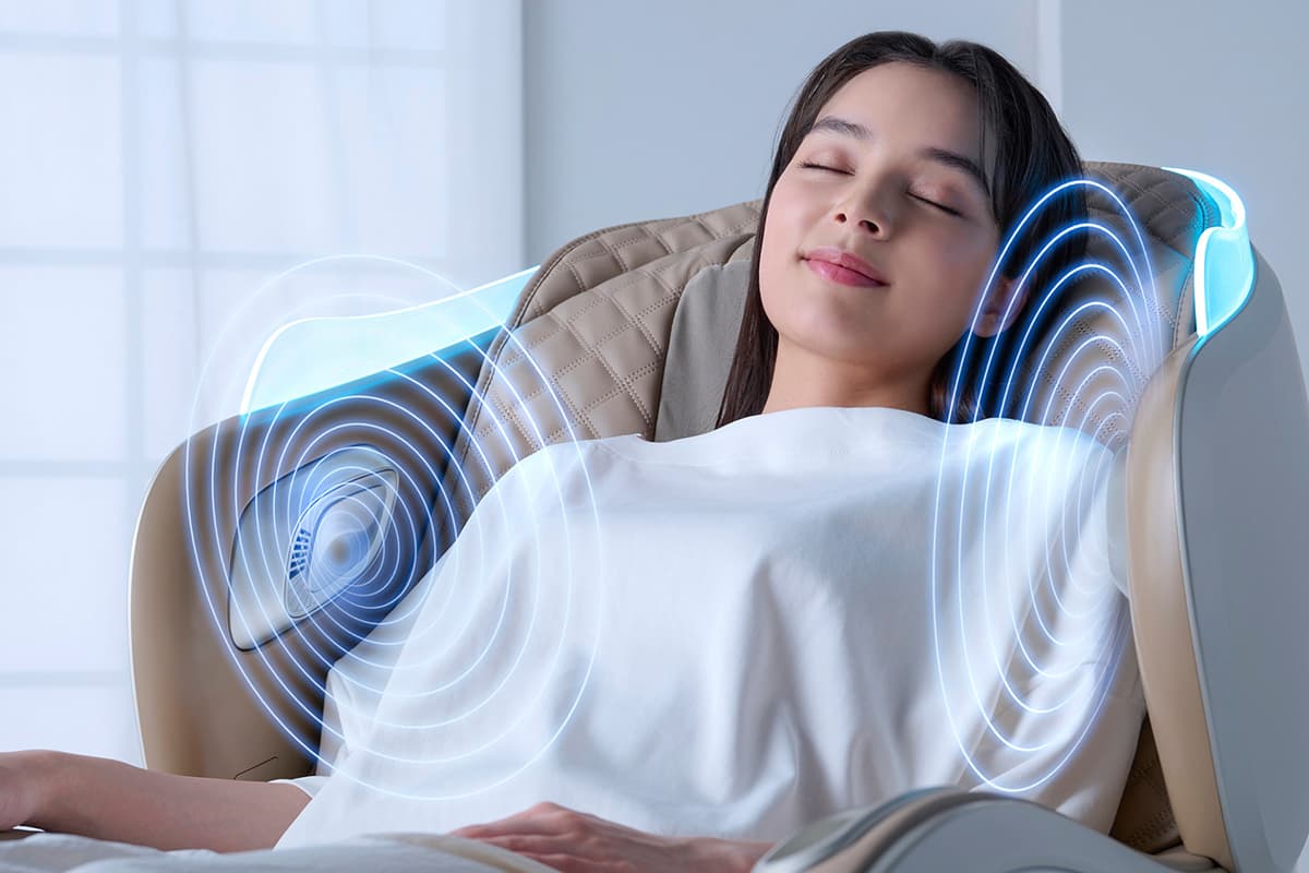 [フジ医療器]心身ともにリラックスできるマッサージチェア発売！ 約95cmのワイドな施術範囲で首からお尻までもみほぐす - monocoto｜ モノがわかる コトが見える｜モノコト