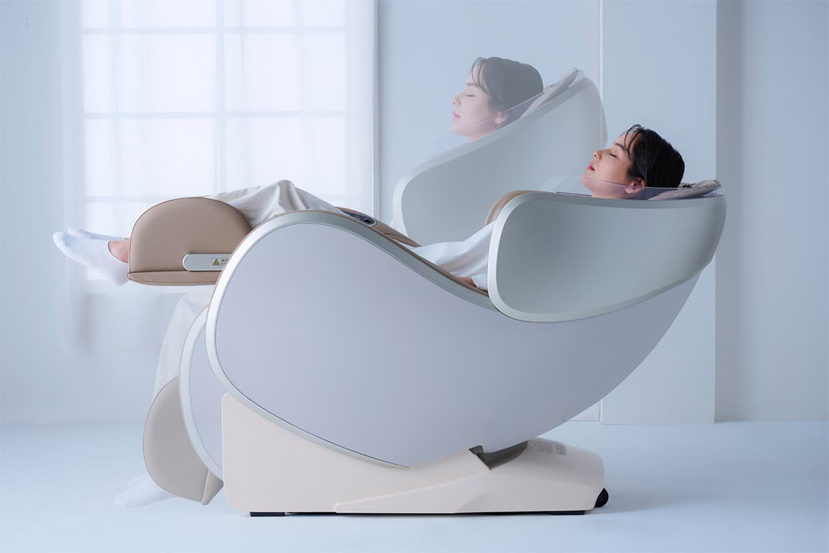 [フジ医療器]心身ともにリラックスできるマッサージチェア発売！ 約95cmのワイドな施術範囲で首からお尻までもみほぐす - MONOCOTO｜ モノがわかる コトが見える｜モノコト