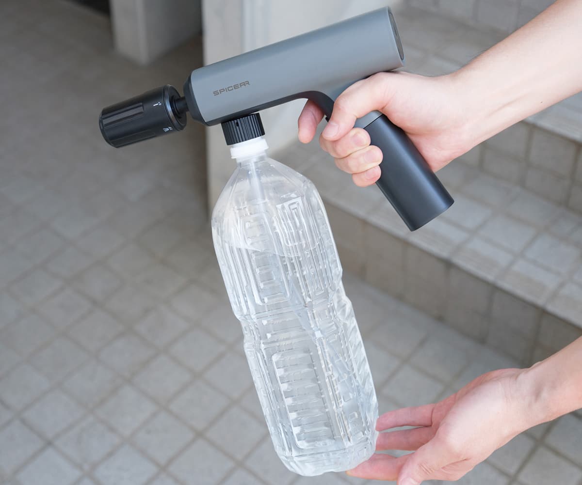 [サイン・ハウス]水栓いらずの充電式高圧洗浄機発売！ 3段階の圧力調節と5つの可変ノズルで日常使いに最適 - MONOCOTO｜ モノがわかる コトが見える｜モノコト