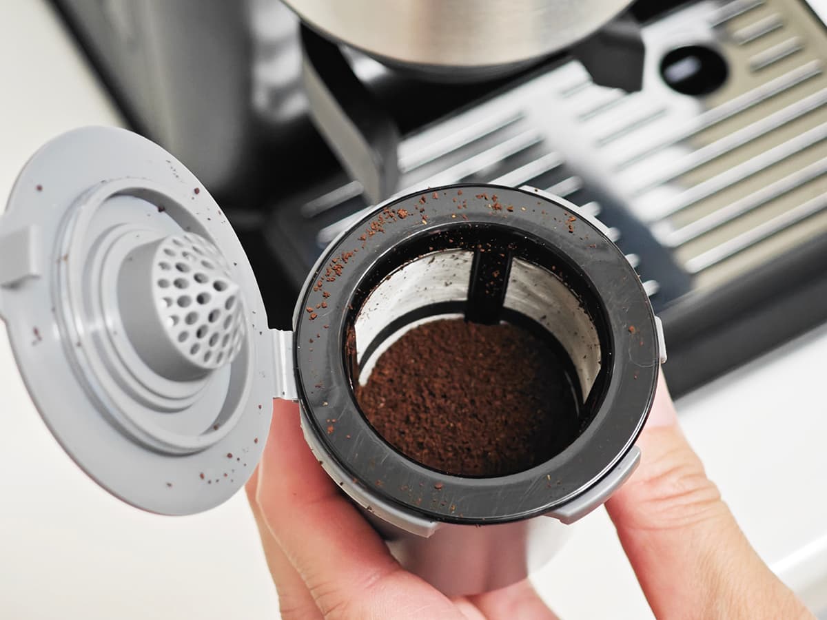 【レビュー】豆挽きから抽出までわずか90秒でおいしいコーヒーが抽出できるってホント？実際に使って検証してみたっ！ - MONOCOTO｜ モノがわかる コトが見える｜モノコト