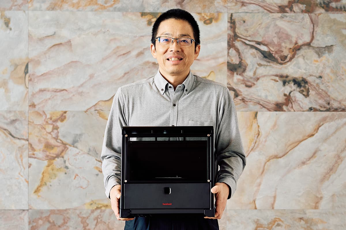 [岩谷産業]カセットガス式で手軽に炎を楽しむ、新ジャンルのインテリア暖炉「MYDANRO」を発売 - MONOCOTO｜ モノがわかる コトが見える｜モノコト