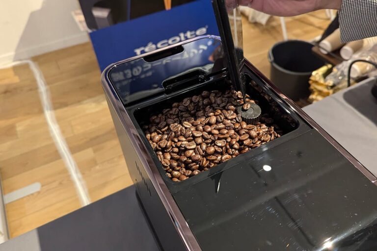 [レコルト]全自動エスプレッソコーヒーマシン”Makuake”で先行販売開始！ワンタッチで本格的なエスプレッソが楽しめる | MONOCOTO｜ モノがわかる コトが見える｜モノコト